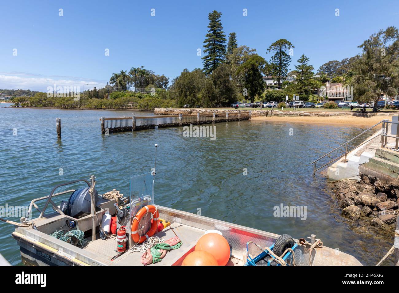 Bayview,Sydney historic wharf and Bayview baths on the shores of ...