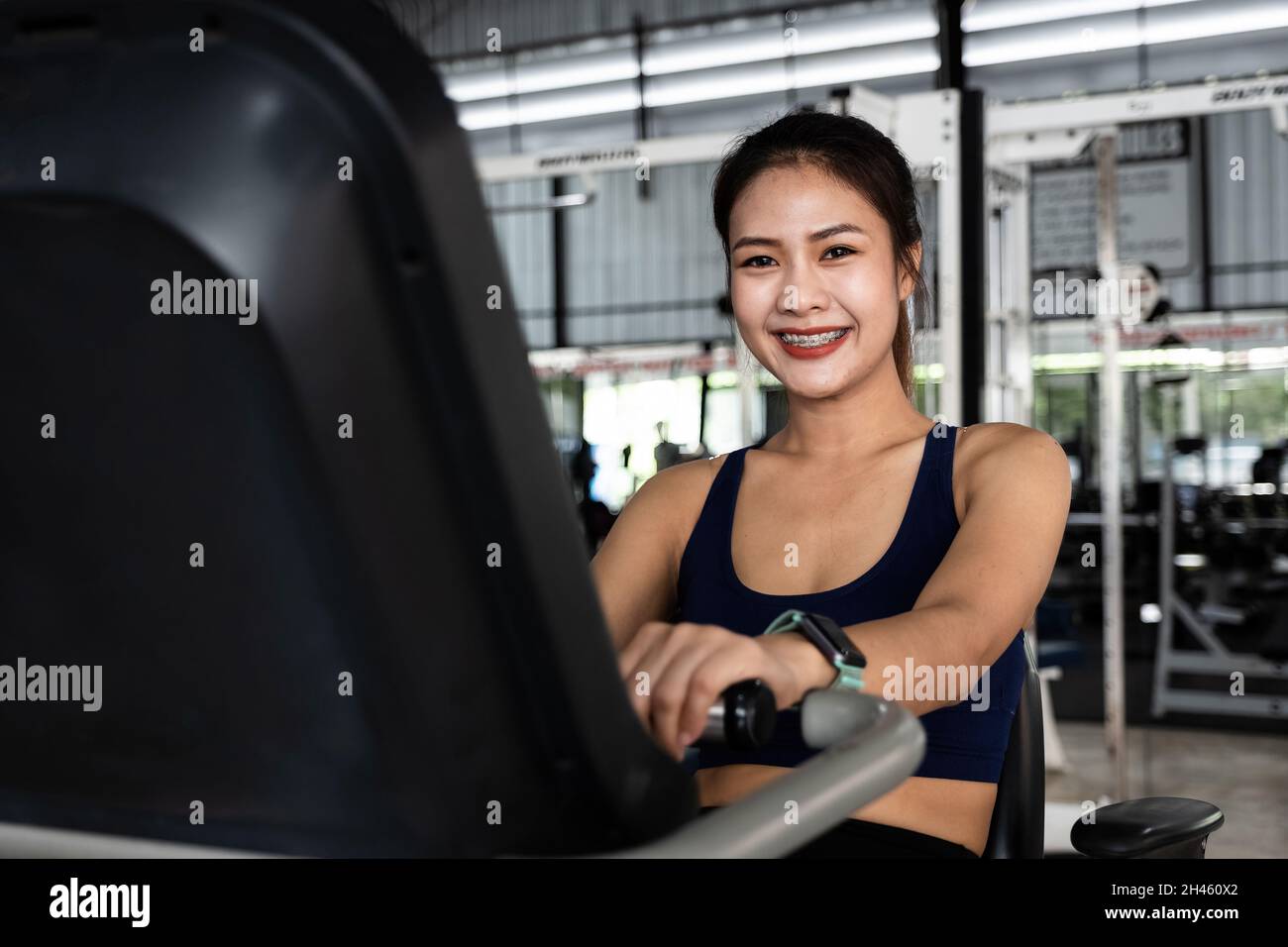 Doing cardio hi-res stock photography and images - Alamy