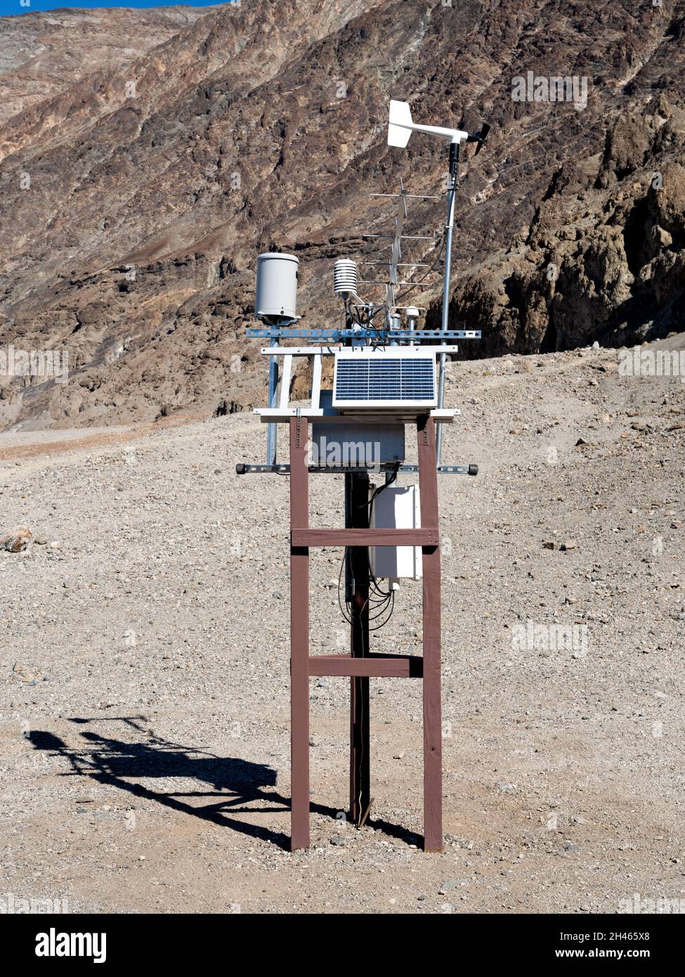 Monitoring system hi-res stock photography and images - Alamy