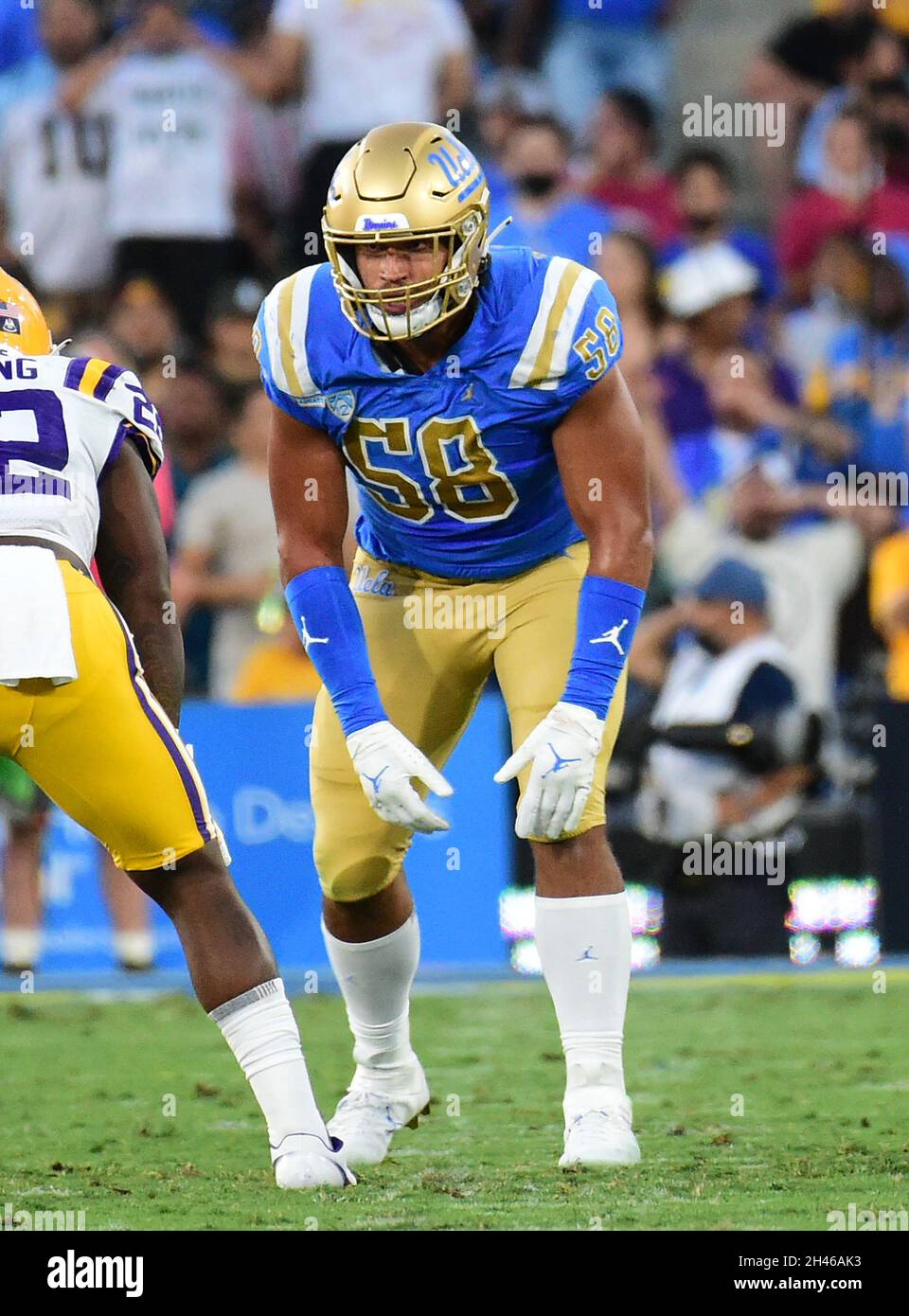 Pasadena, CA. 4th Sep, 2021. UCLA Bruins defensive lineman (58) Datona ...