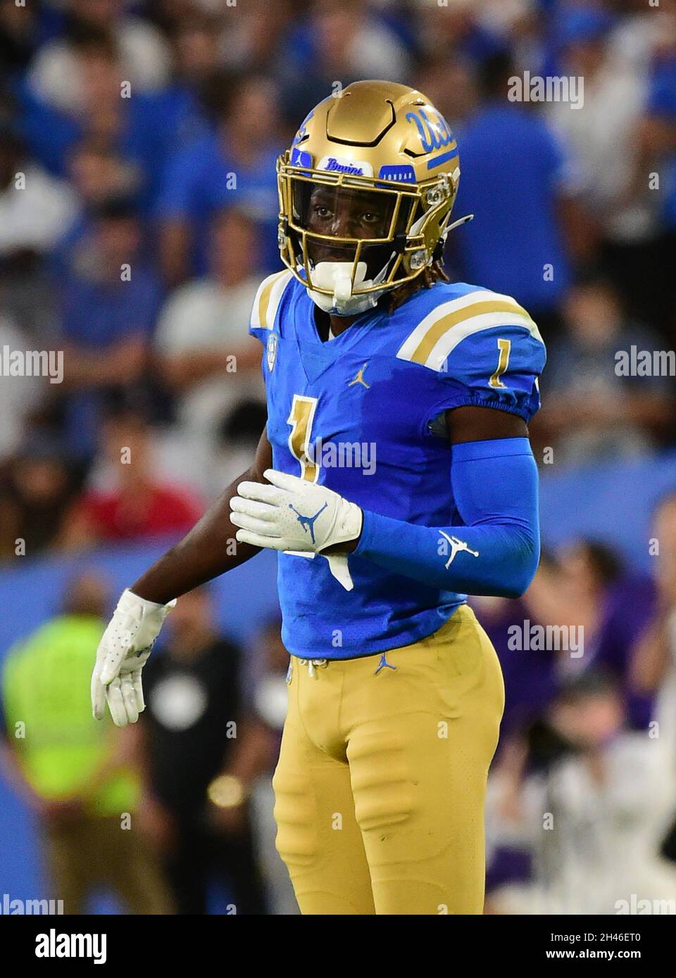 Ca 2200 hi-res stock photography and images - Alamy