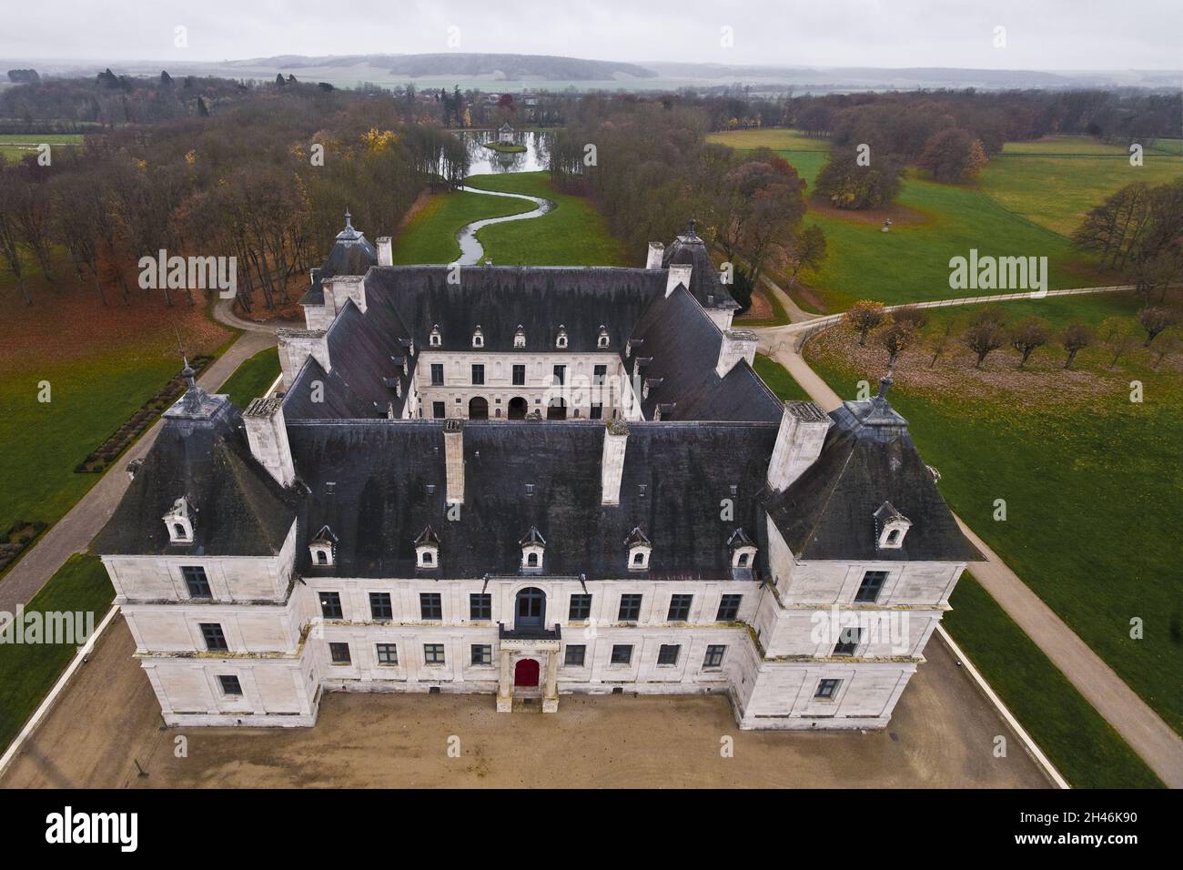 Ancy le franc hi-res stock photography and images - Alamy