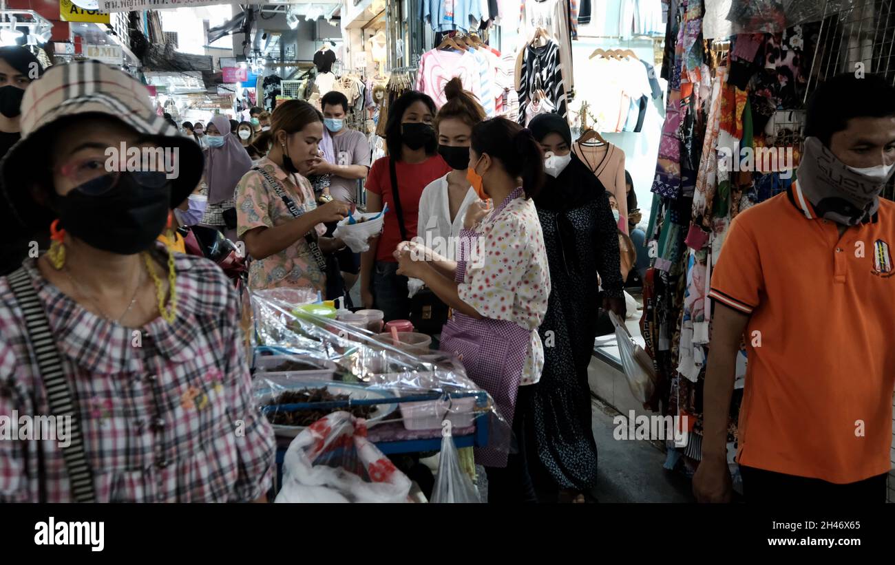Baiyoke Gallery Pratunam Market Shopping Area in Bangkok Thailand Stock ...