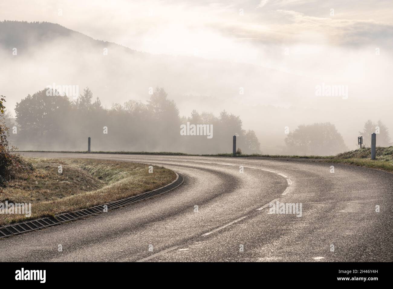 Difficult turning hi-res stock photography and images - Alamy