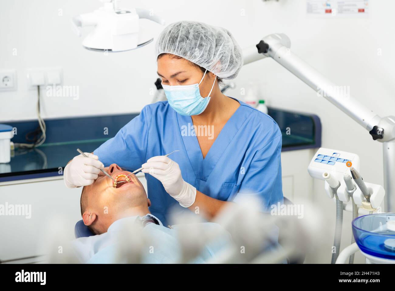 German dental chair hi-res stock photography and images - Alamy