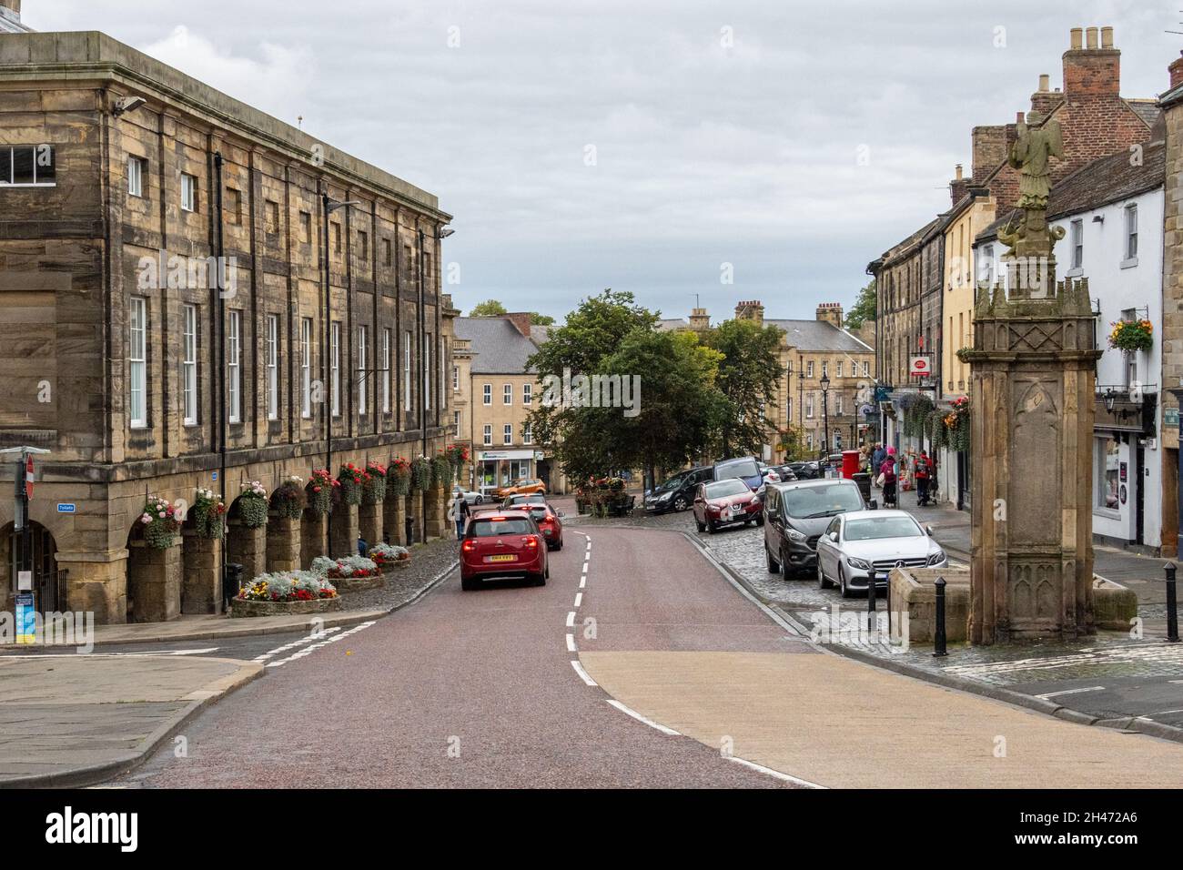 Alnwick Town Centre, Northumberland, UK Stock Photo - Alamy