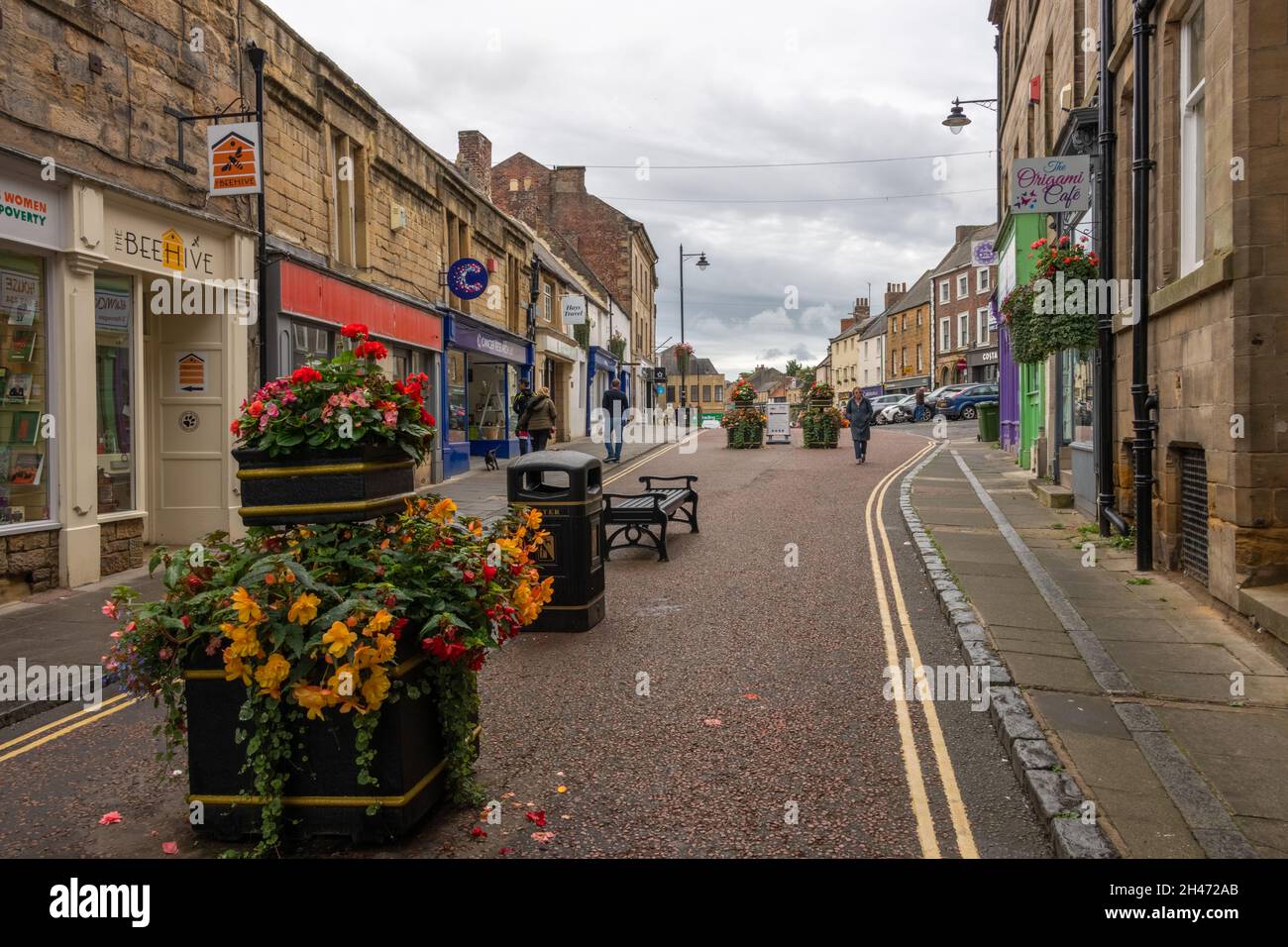 Alnwick town centre hi-res stock photography and images - Alamy