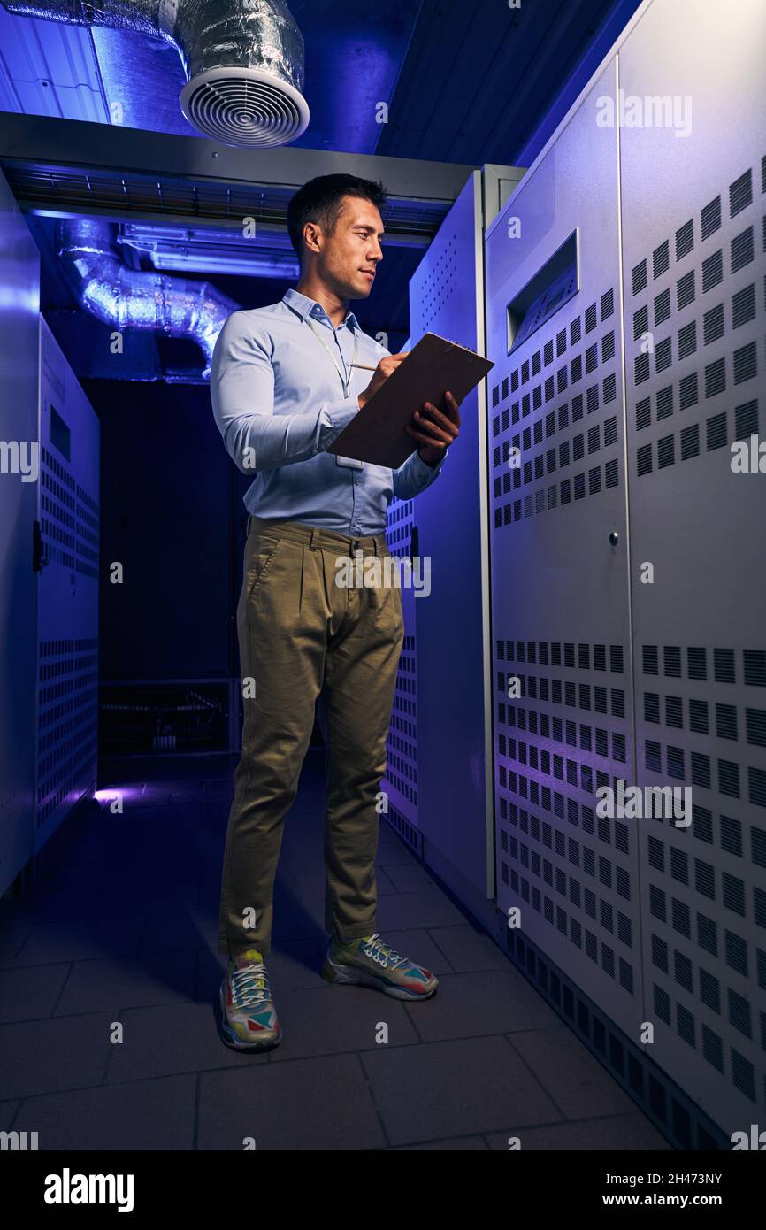 Uninterruptible power supply room hi-res stock photography and images ...