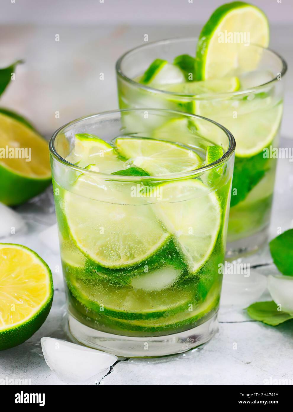 Dressing for a cocktail party hi-res stock photography and images - Alamy