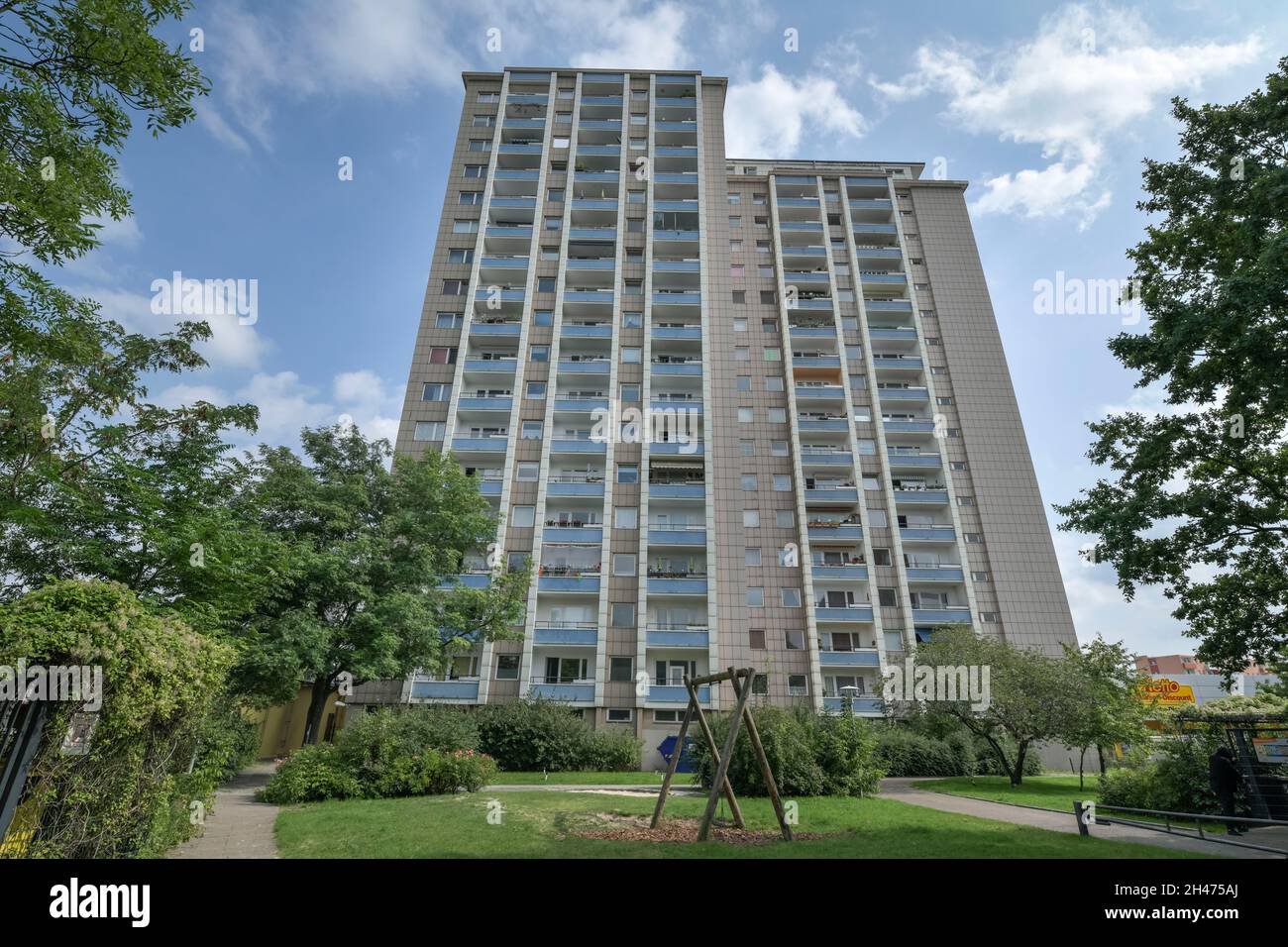 Hochhaus, Falkenseer Chaussee / Westerwaldstraße, Falkenhagener Feld, Spandau, Berlin ...