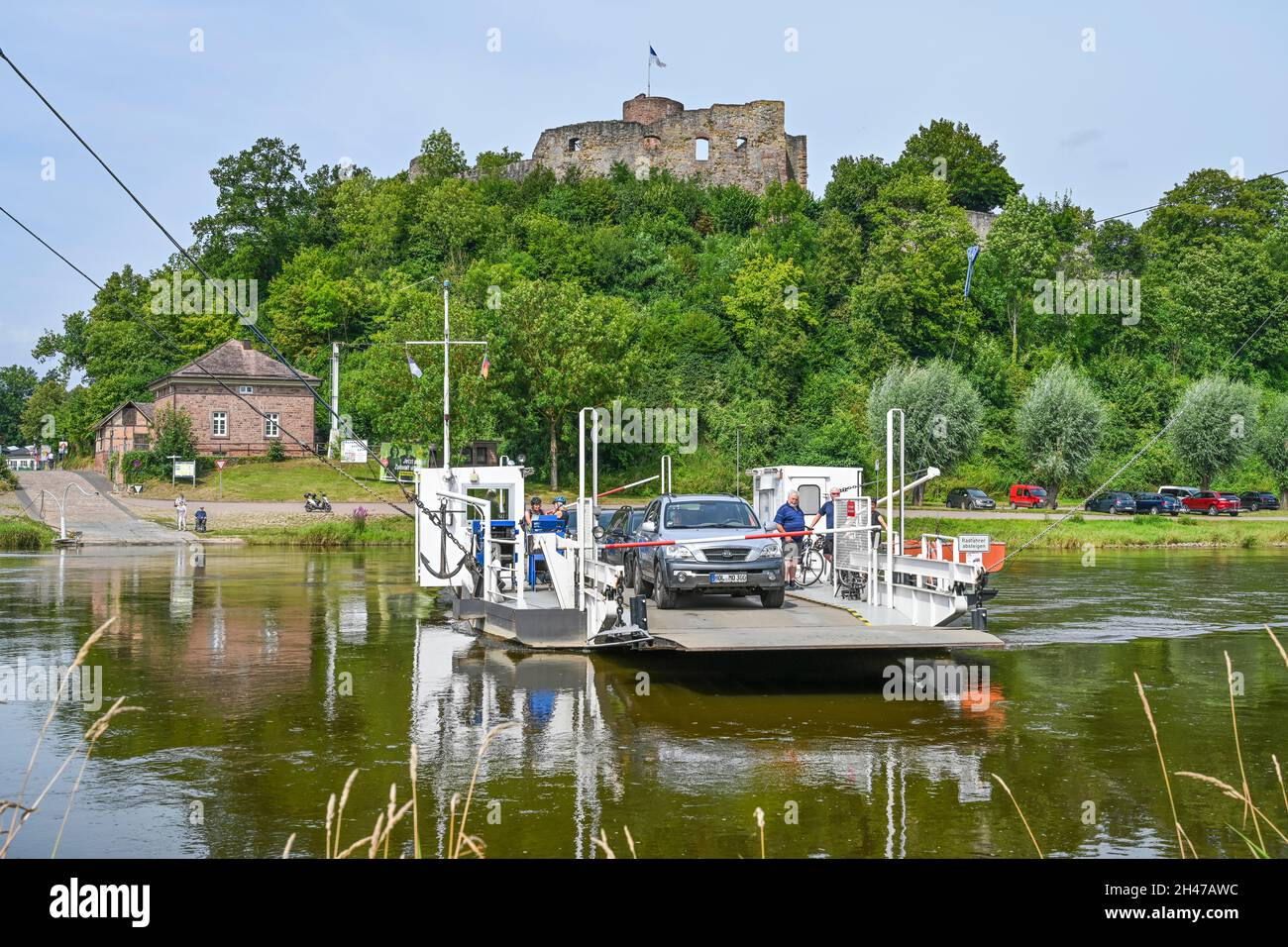 Weserfähre, Burg, Polle, Niedersachsen, Deutschland Stock Photo - Alamy