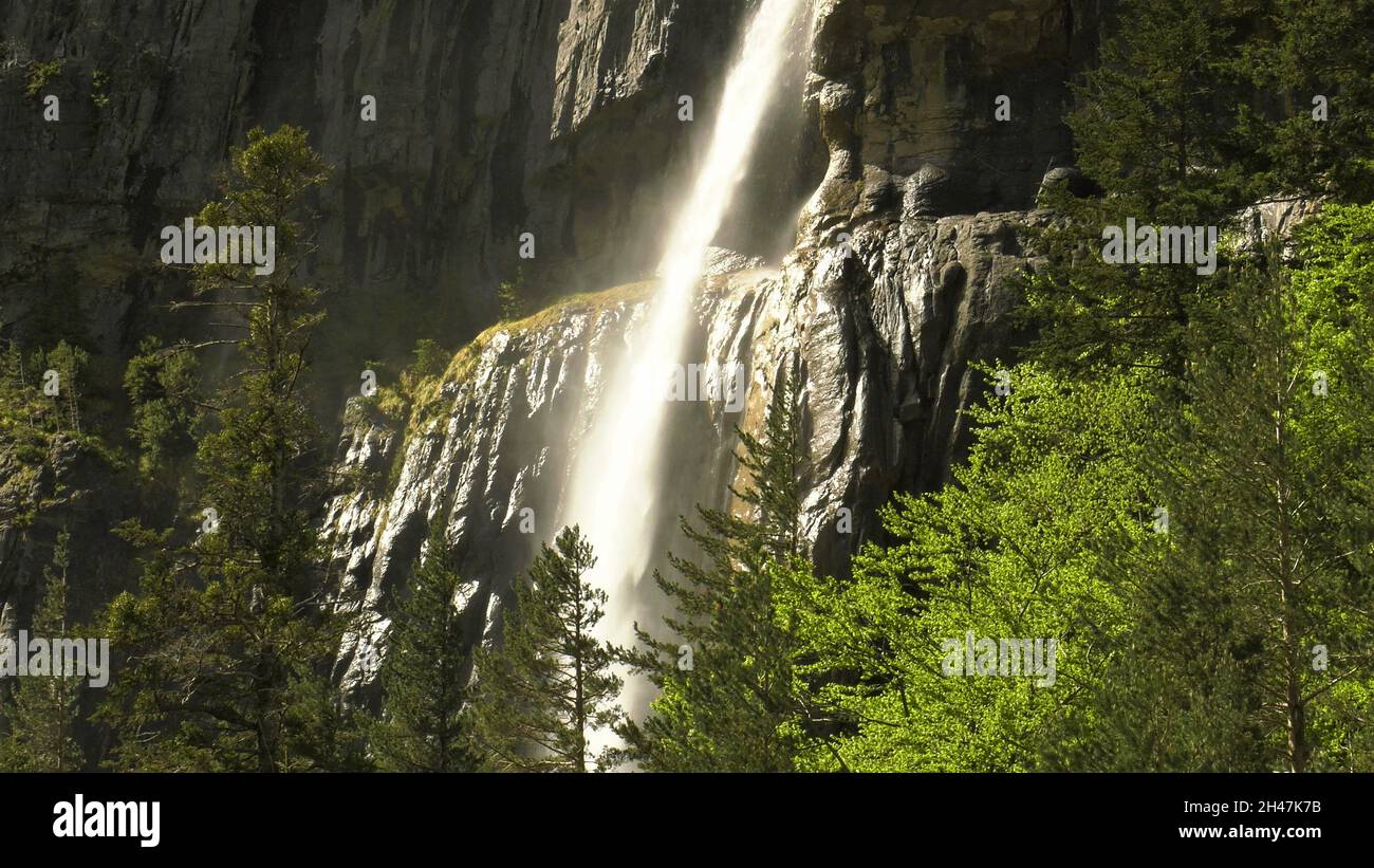 Pyrenees waterfalls hi-res stock photography and images - Alamy