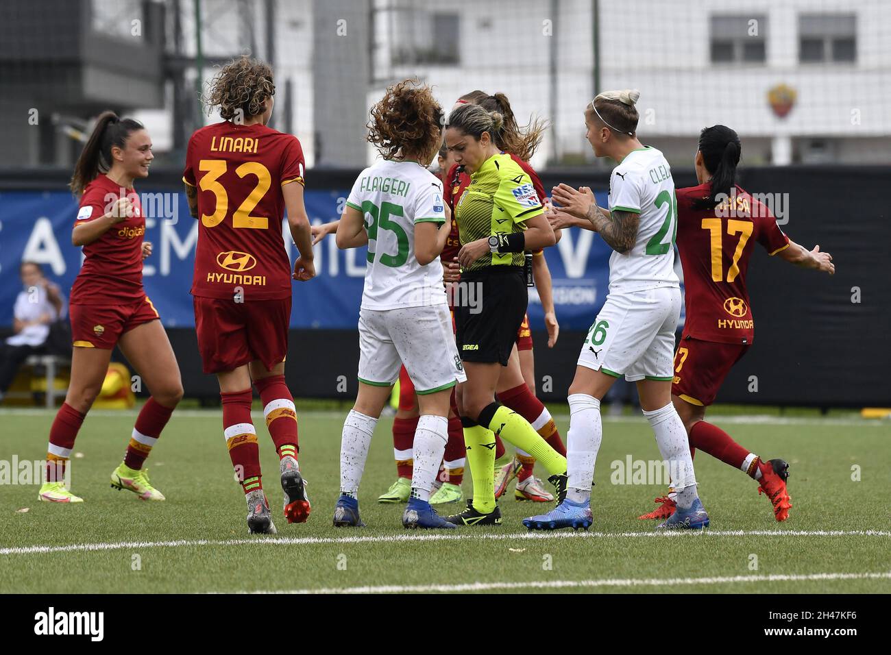 Referee maria marotta hi-res stock photography and images - Alamy