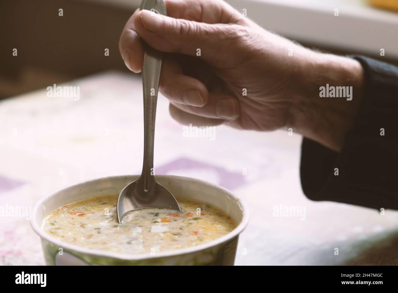 Man 60s hi-res stock photography and images - Alamy