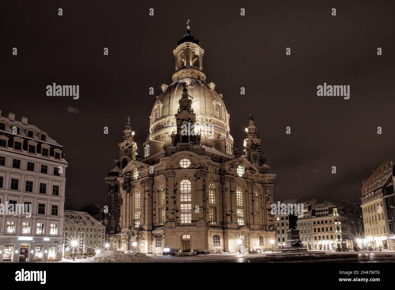 Dresden capital of Saxony at night Stock Photo - Alamy