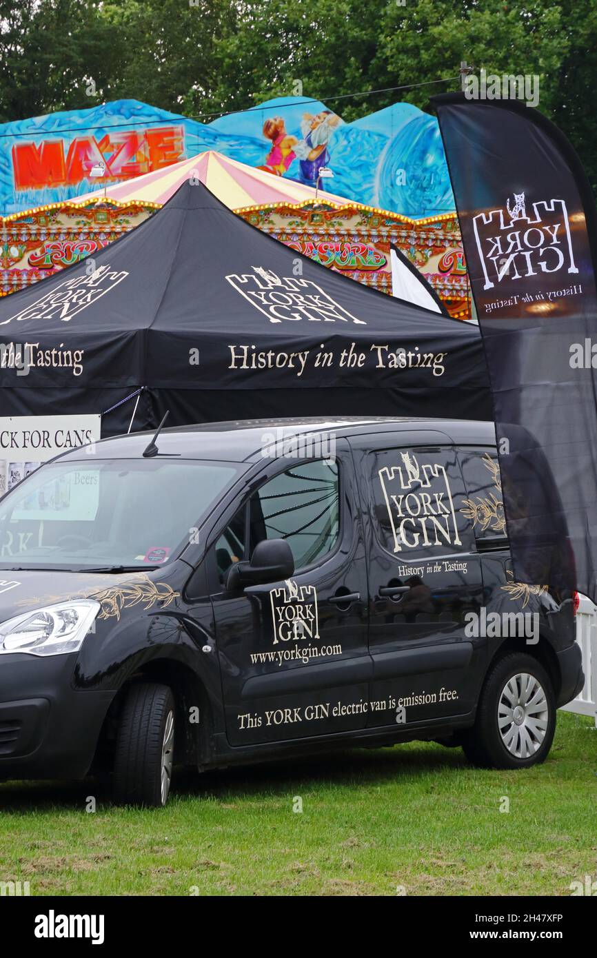 Hospitality tent hi-res stock photography and images - Alamy