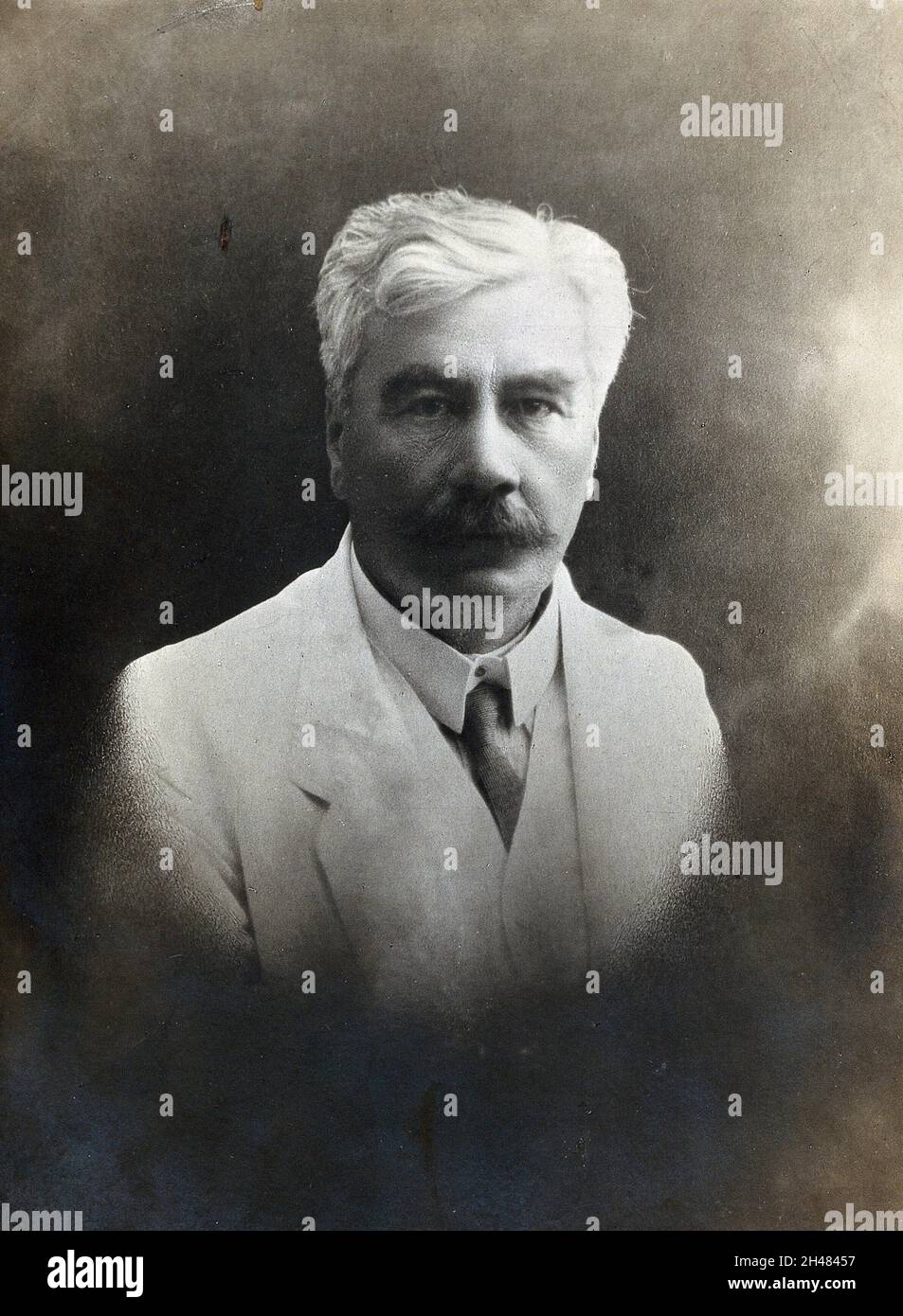 Ruffer hi-res stock photography and images - Alamy