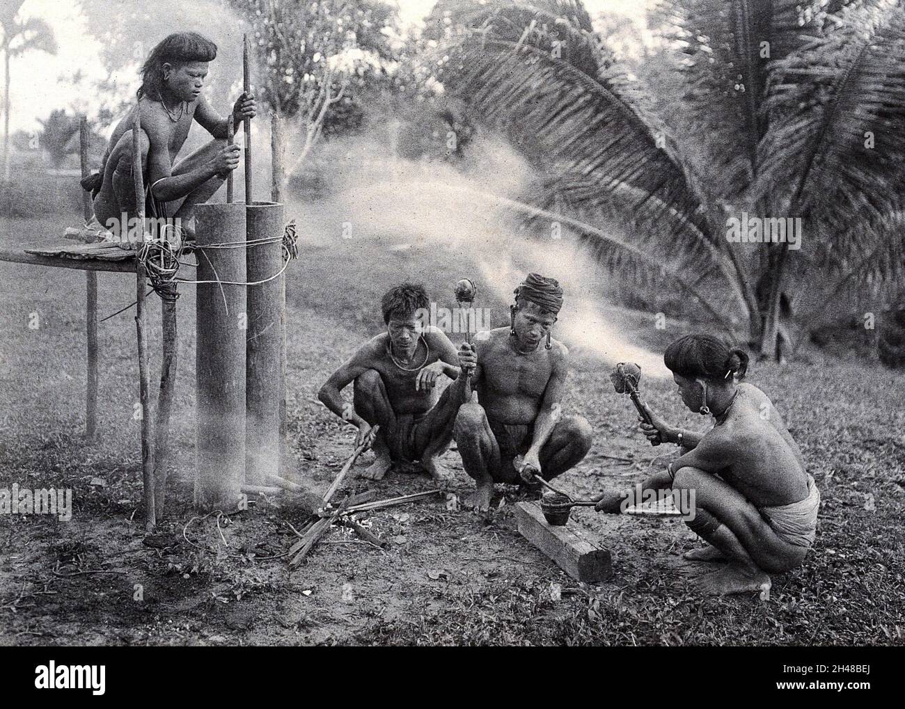 Sarawak: a native Kalabit smithy. Photograph Stock Photo - Alamy
