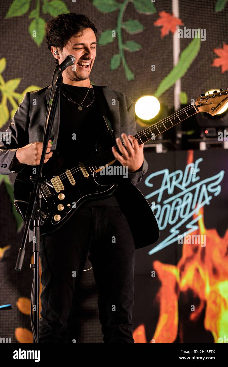 Arde bogota fiestas del pilar hi-res stock photography and images - Alamy