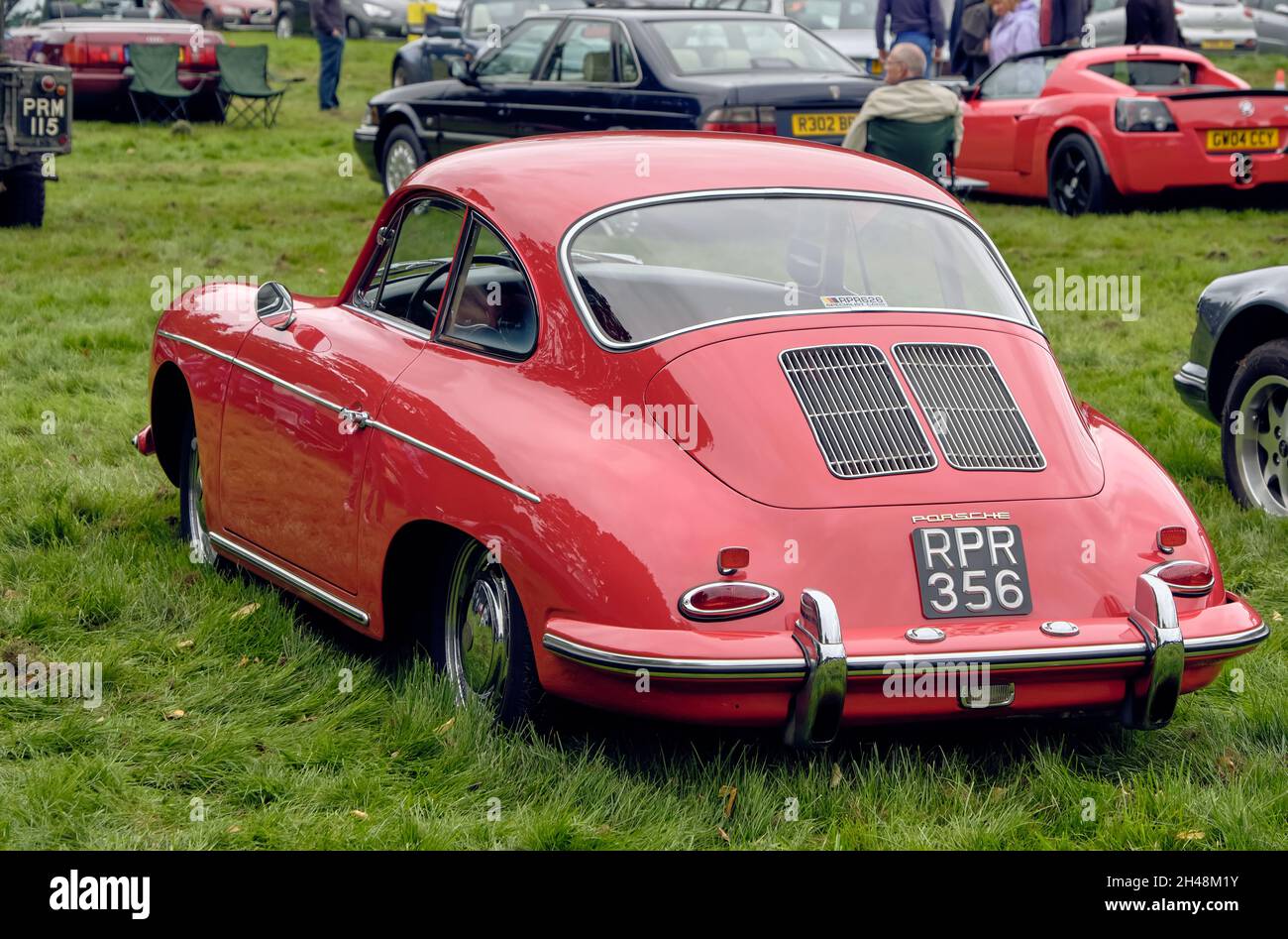 356 Classic Porsche High Resolution Stock Photography and Images - Alamy