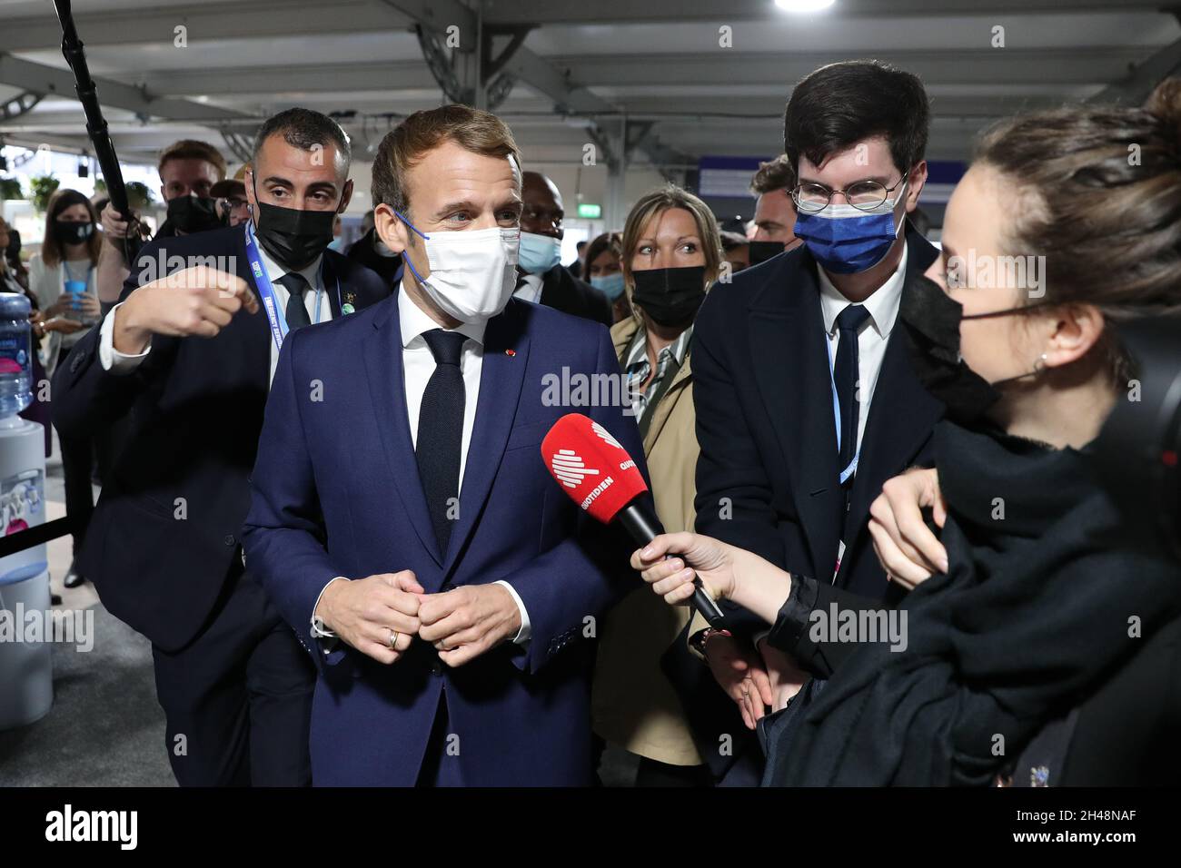 Emmanuel macron portrait hi-res stock photography and images - Alamy