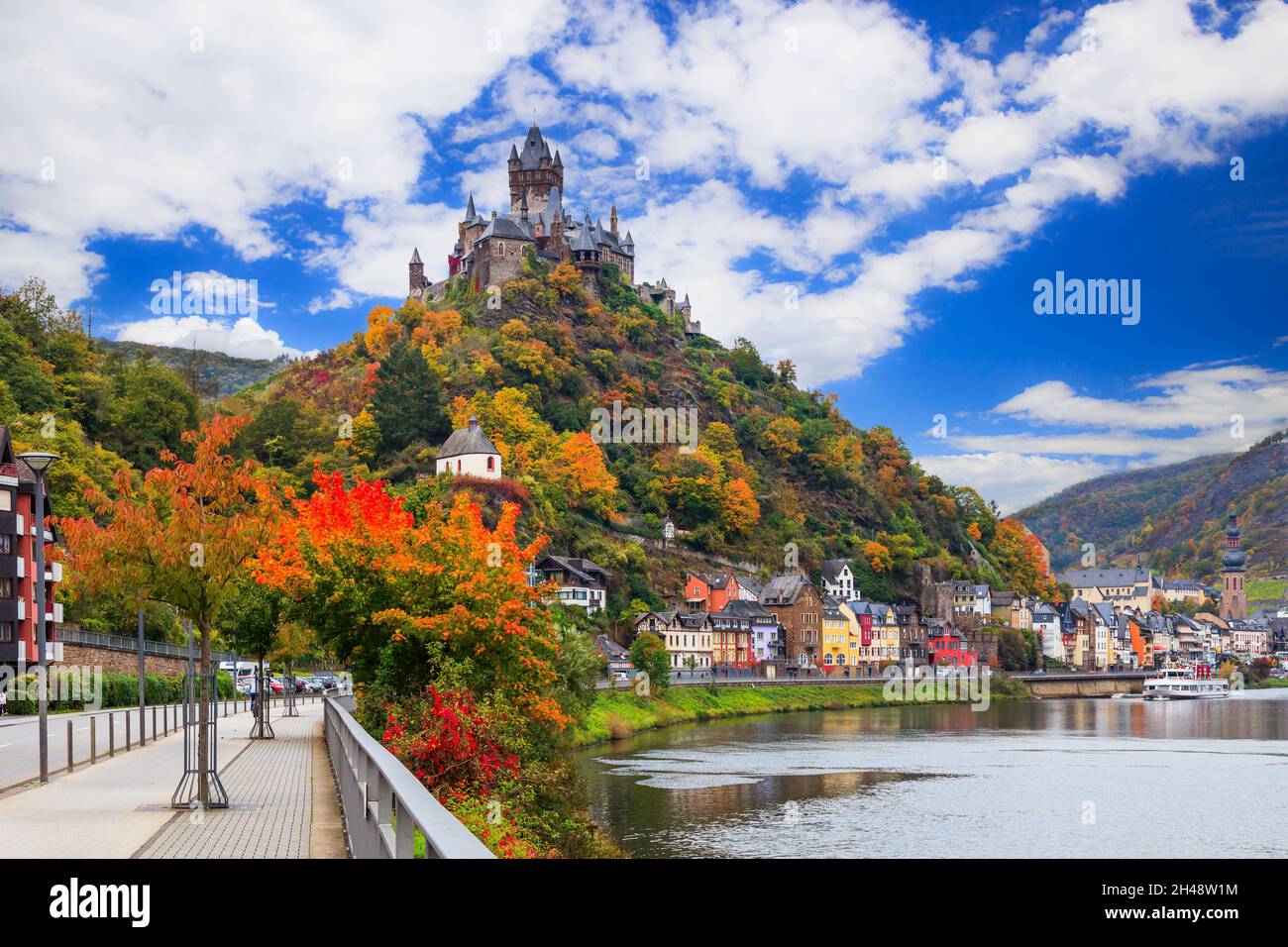 Cochem, Germany. Old town and the Cochem (Reichsburg) castle on the ...