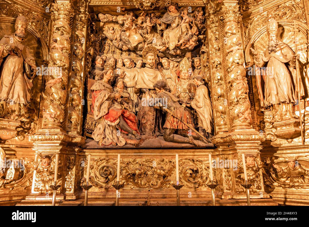 Altarpiece of the cross hi-res stock photography and images - Alamy