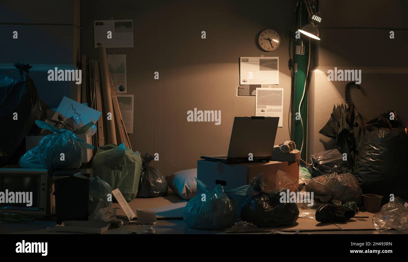 Laptop garbage hi-res stock photography and images - Alamy