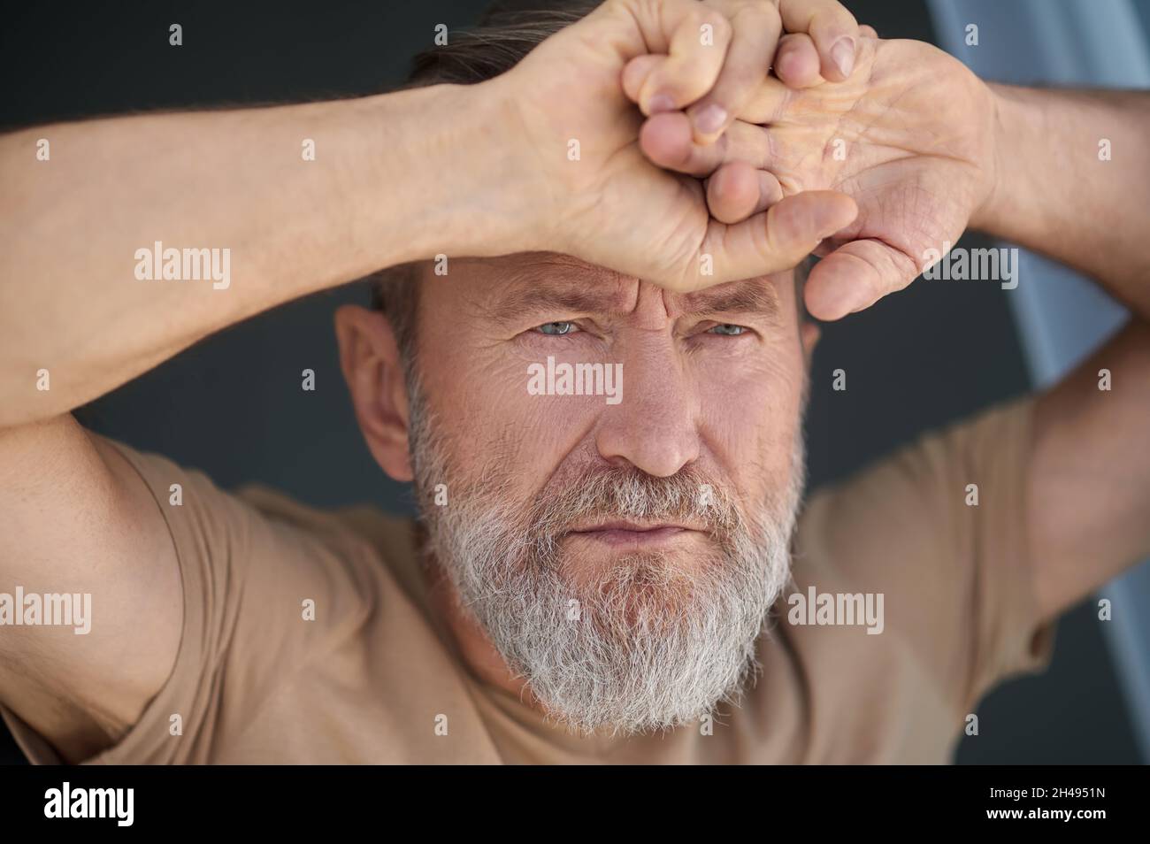 Man pondering hi-res stock photography and images - Alamy