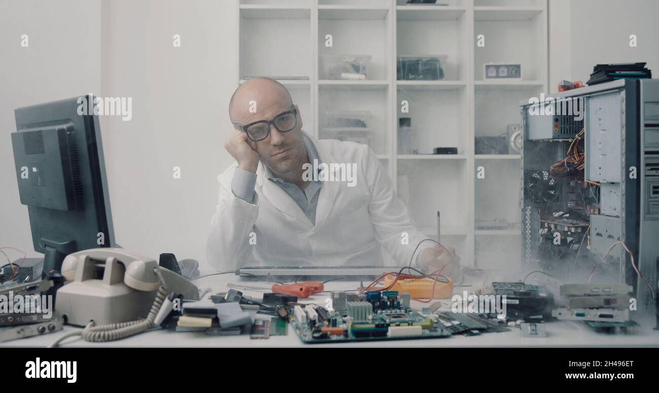 Frustrated man tools hi-res stock photography and images - Alamy