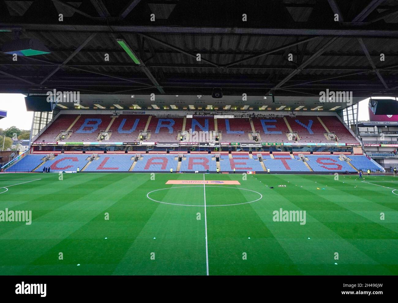 Turf moor football stadium hi-res stock photography and images - Alamy