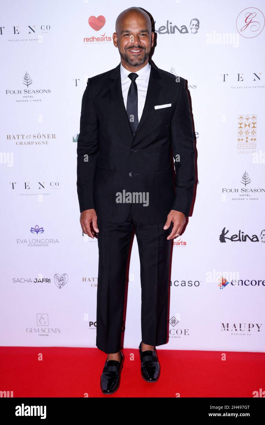 Amaury Nolasco arrives to the Global Gift Gala on October 30, 2021 at ...