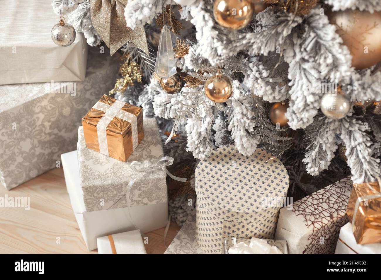 Rich of snow hi-res stock photography and images - Alamy