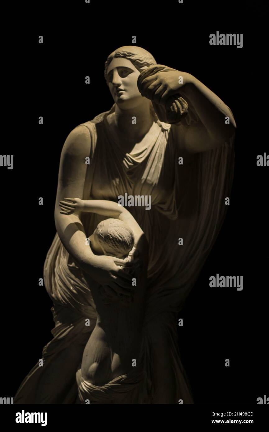 Ancient Greek statues were on display at the National Museum of Fine ...