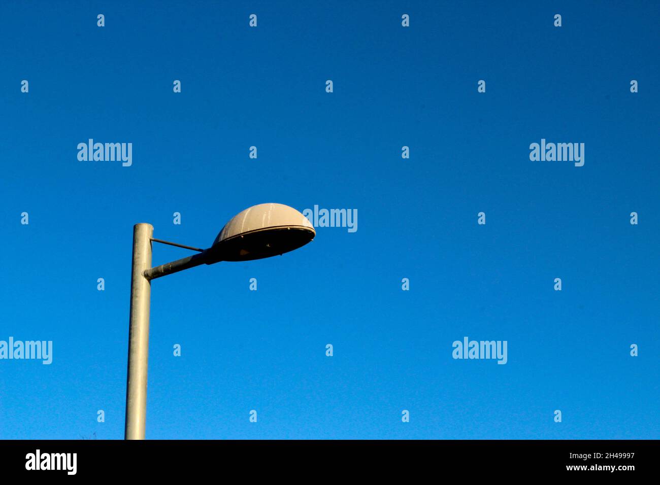 Lamppost background hi-res stock photography and images - Alamy