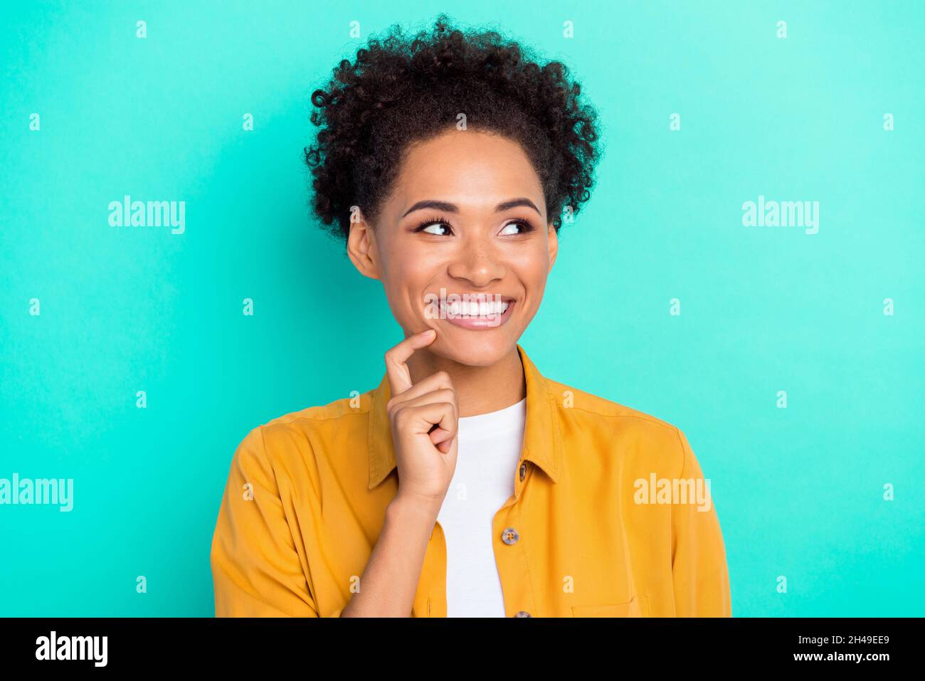 Photo portrait curious woman looking copyspace thoughtful isolated ...