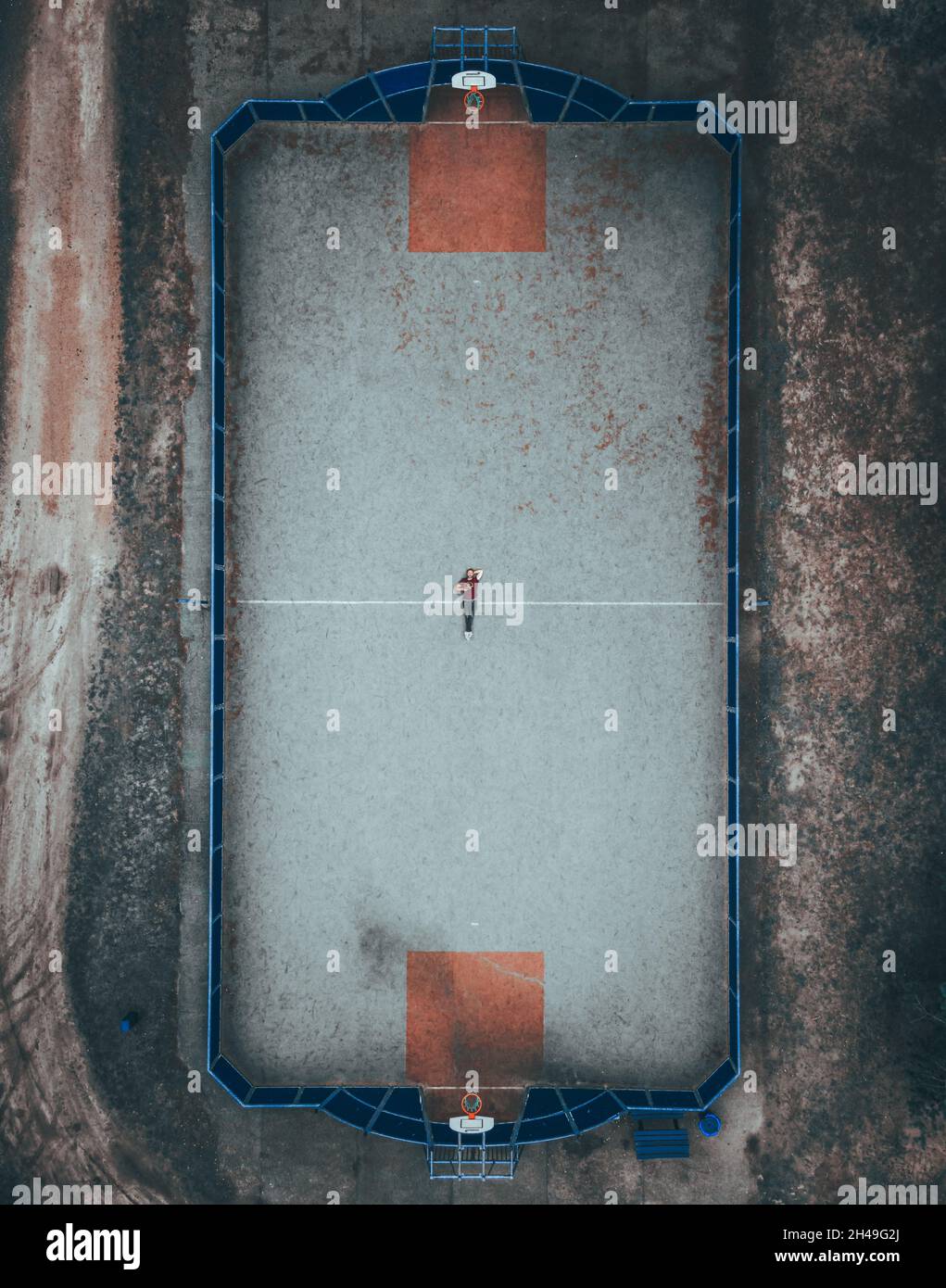 Aerial basketball court birds eye hi-res stock photography and images ...