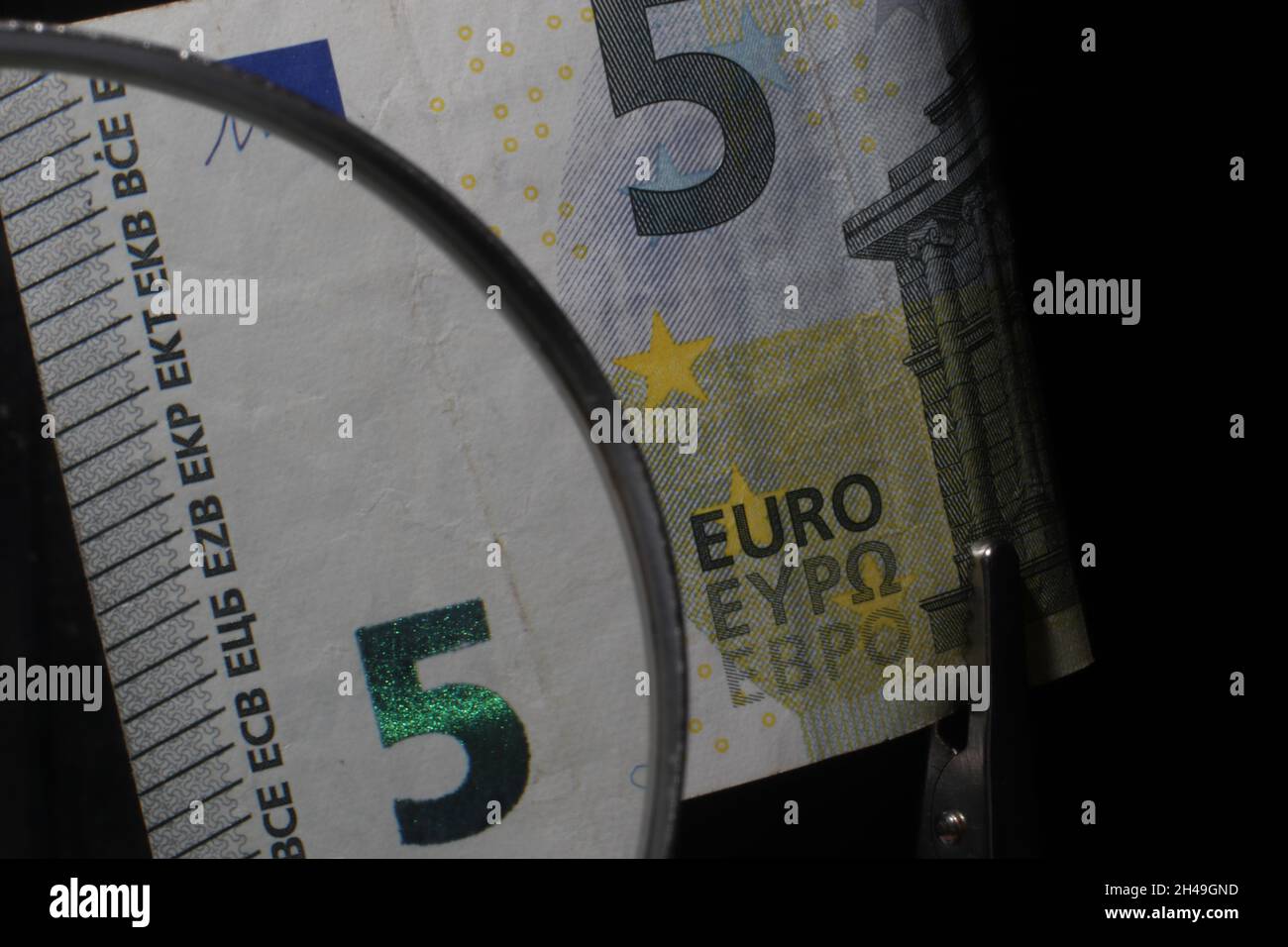 Five euros banknote Stock Photo - Alamy