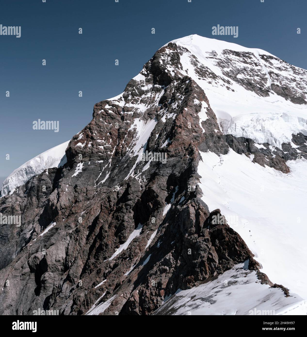 Views from a peak hi-res stock photography and images - Alamy