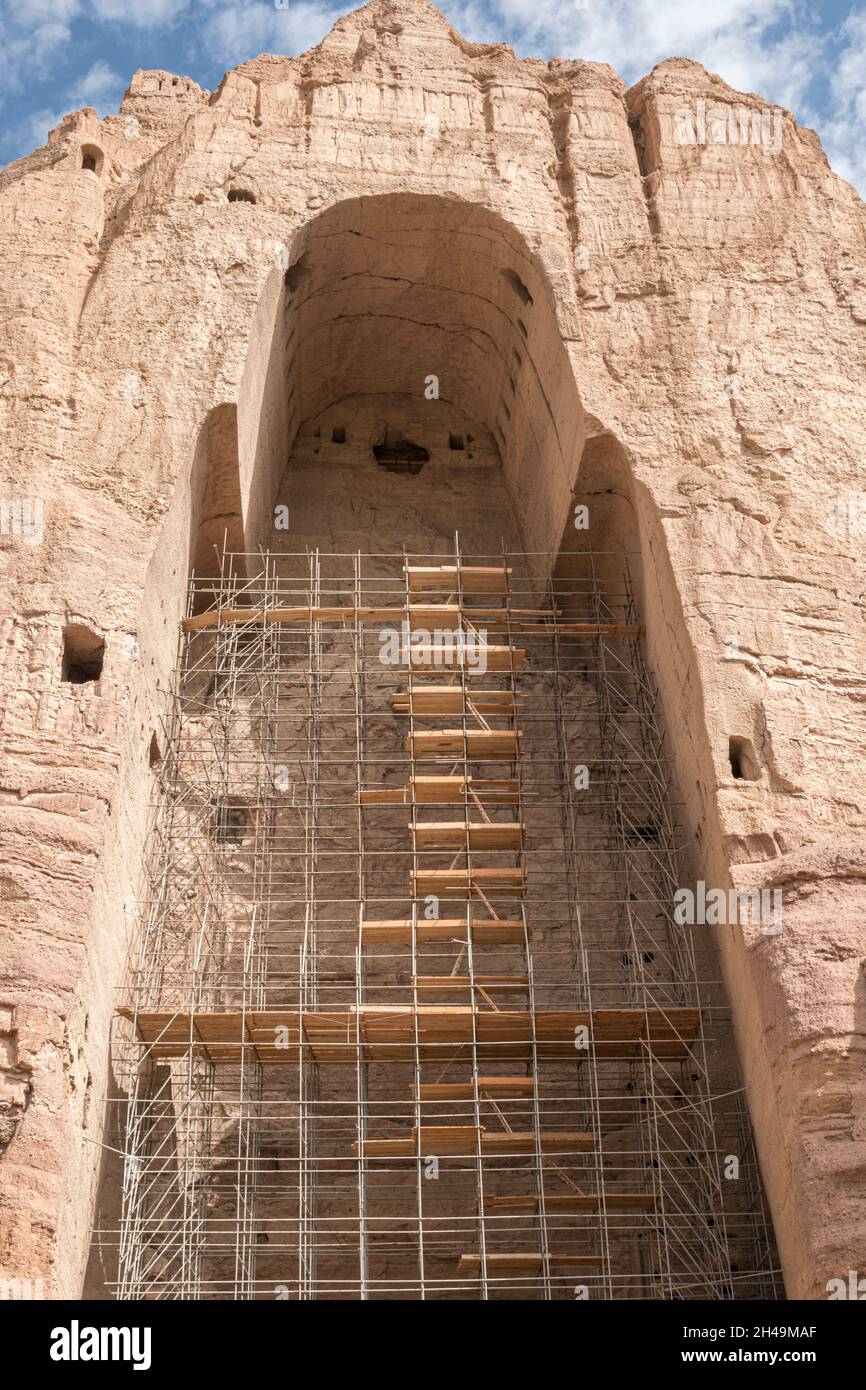 The Buddhas of Bamiyan Valley, Afghanistan Stock Photo - Alamy