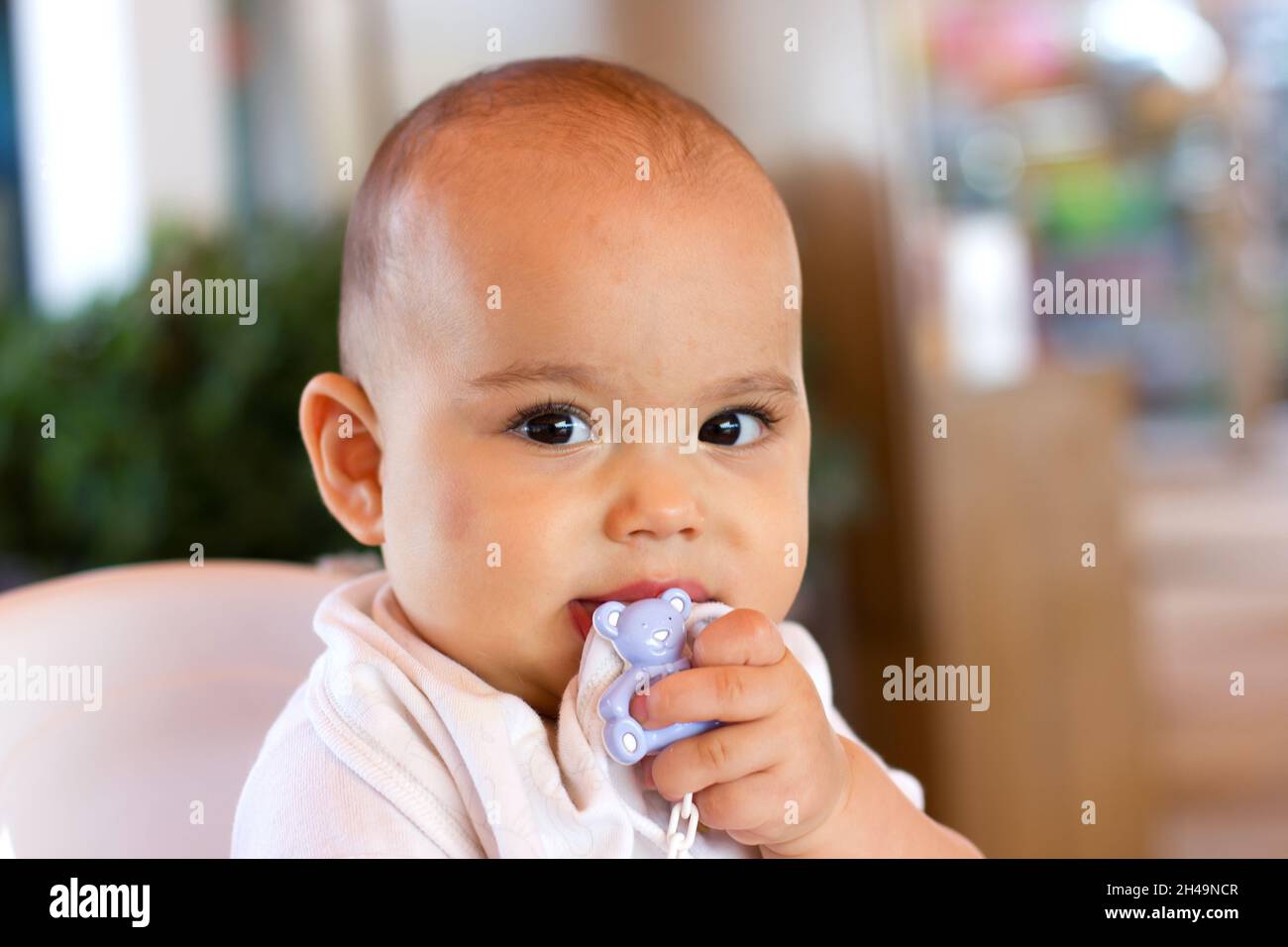 Child high chair in cafe hi-res stock photography and images - Alamy