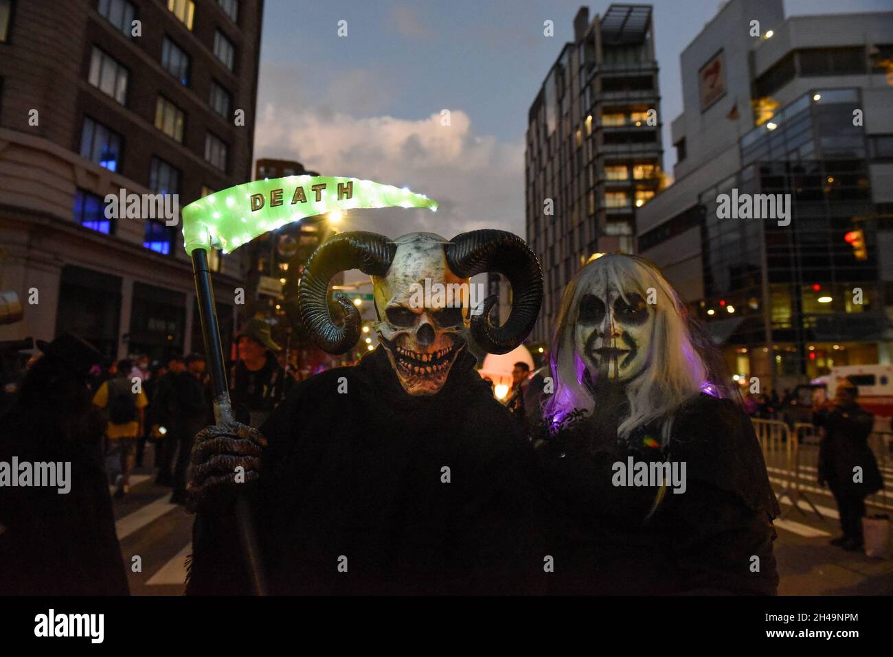 Stephanie mask hi-res stock photography and images - Alamy