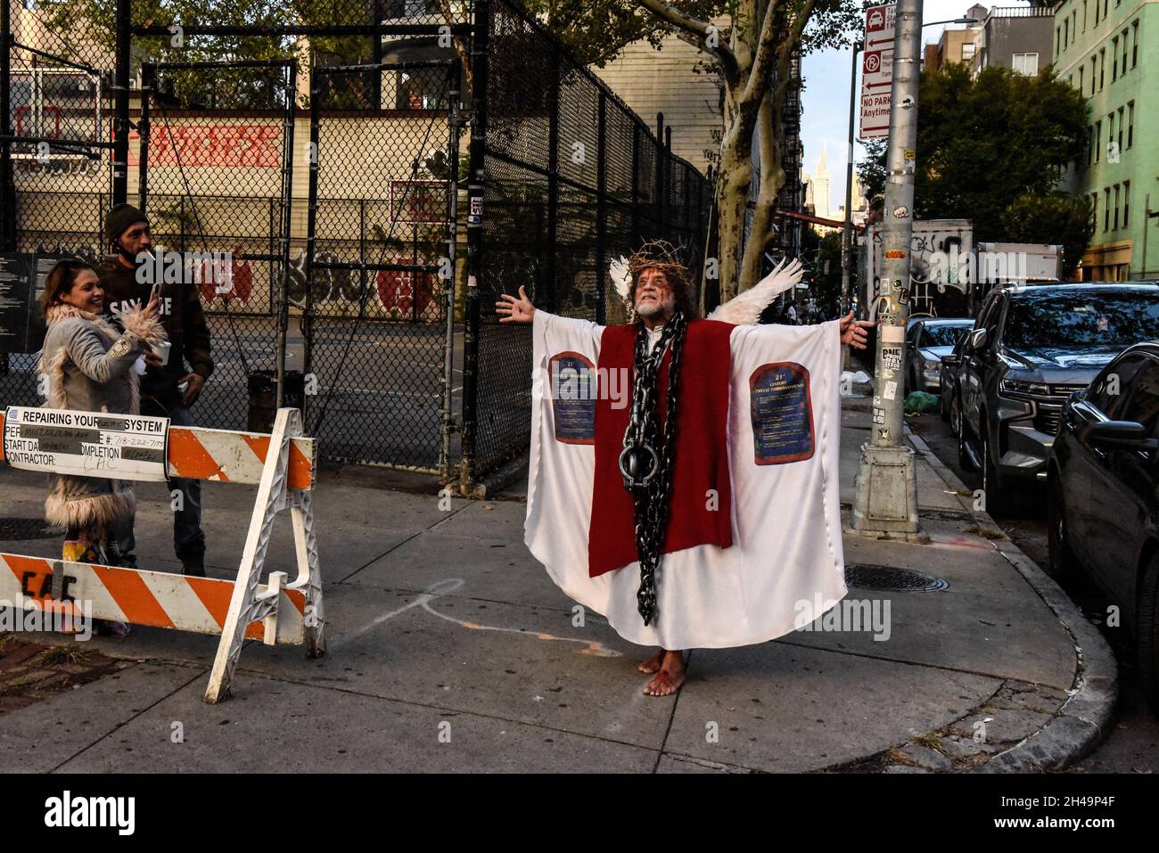 Stephanie mask hi-res stock photography and images - Alamy