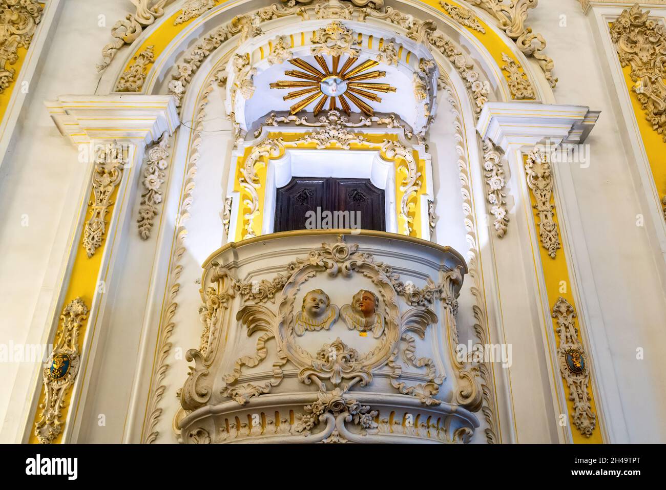 Church balcony hi-res stock photography and images - Alamy
