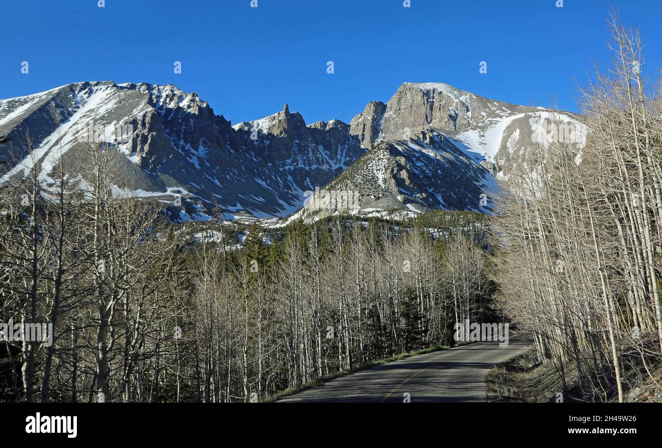 Alpine scenic drive hi-res stock photography and images - Alamy