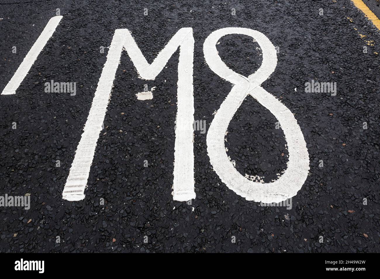 Glasgow m8 sign hi-res stock photography and images - Alamy
