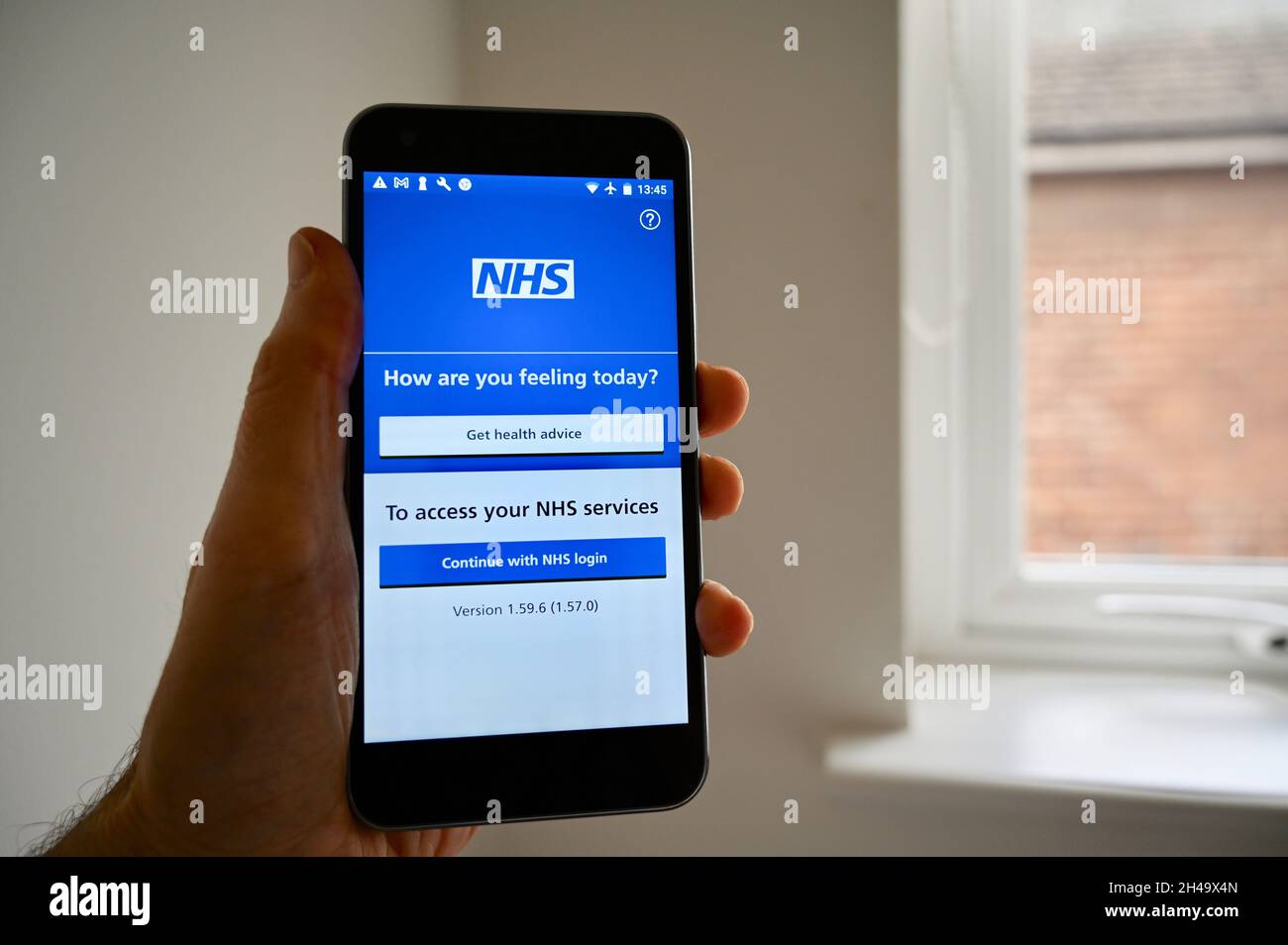 Nhs app vaccination hi-res stock photography and images - Alamy