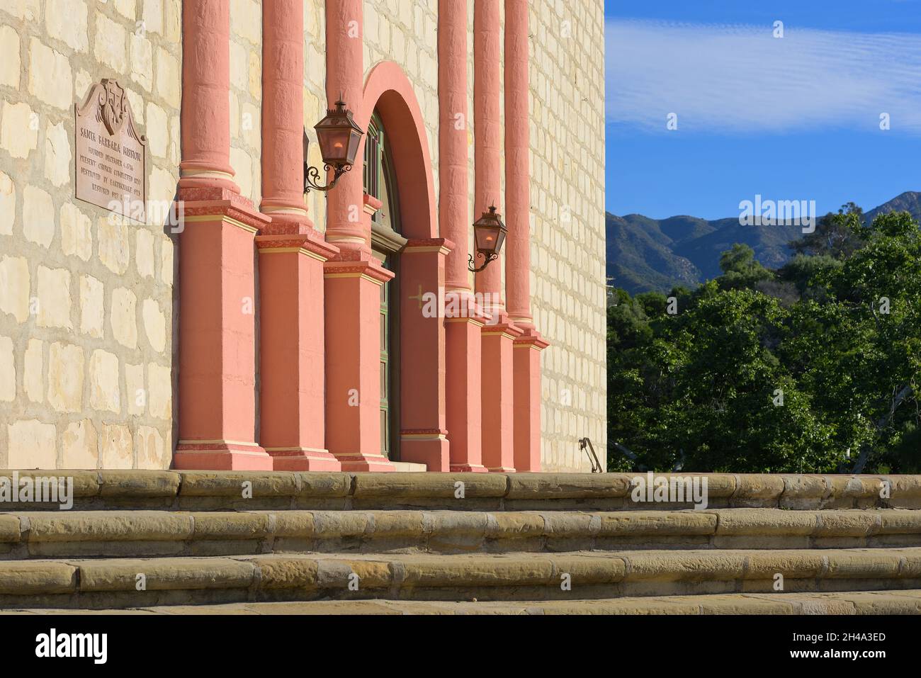 Chumash tribe hi-res stock photography and images - Alamy