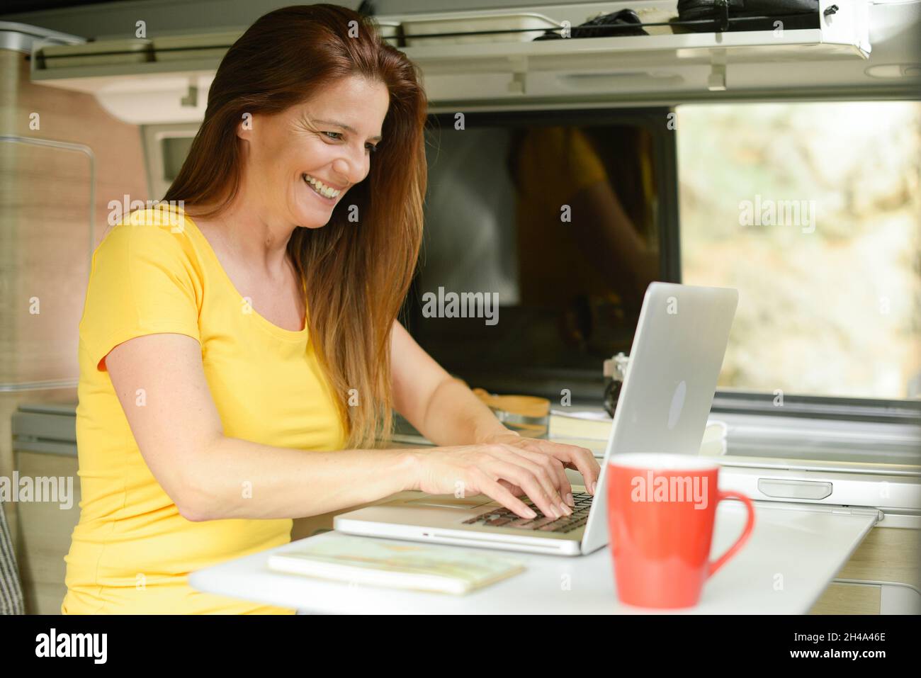 Working remote van hi-res stock photography and images - Alamy