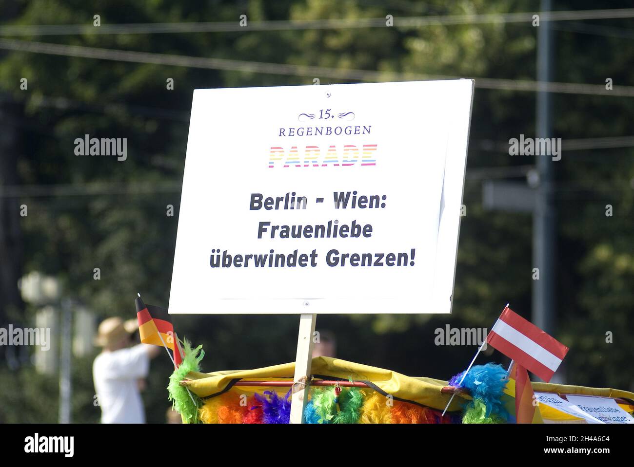 Love parade berlin hi-res stock photography and images - Alamy